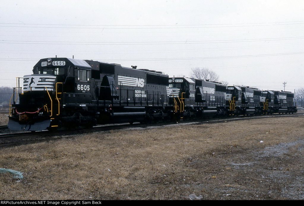 New Norfolk Southern SD60s